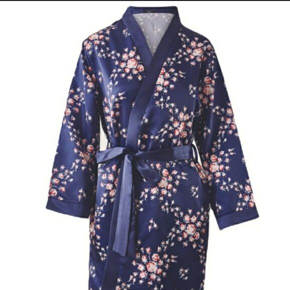 Morgan Lane | Intimates & Sleepwear | Morgan Lane Navy Floral Satin ...